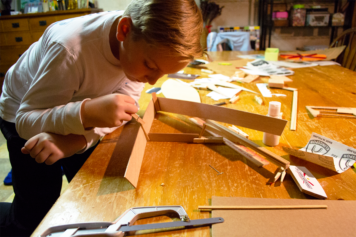 Building to Teach: a Creative Distance Learning Program in Model Boatb ...